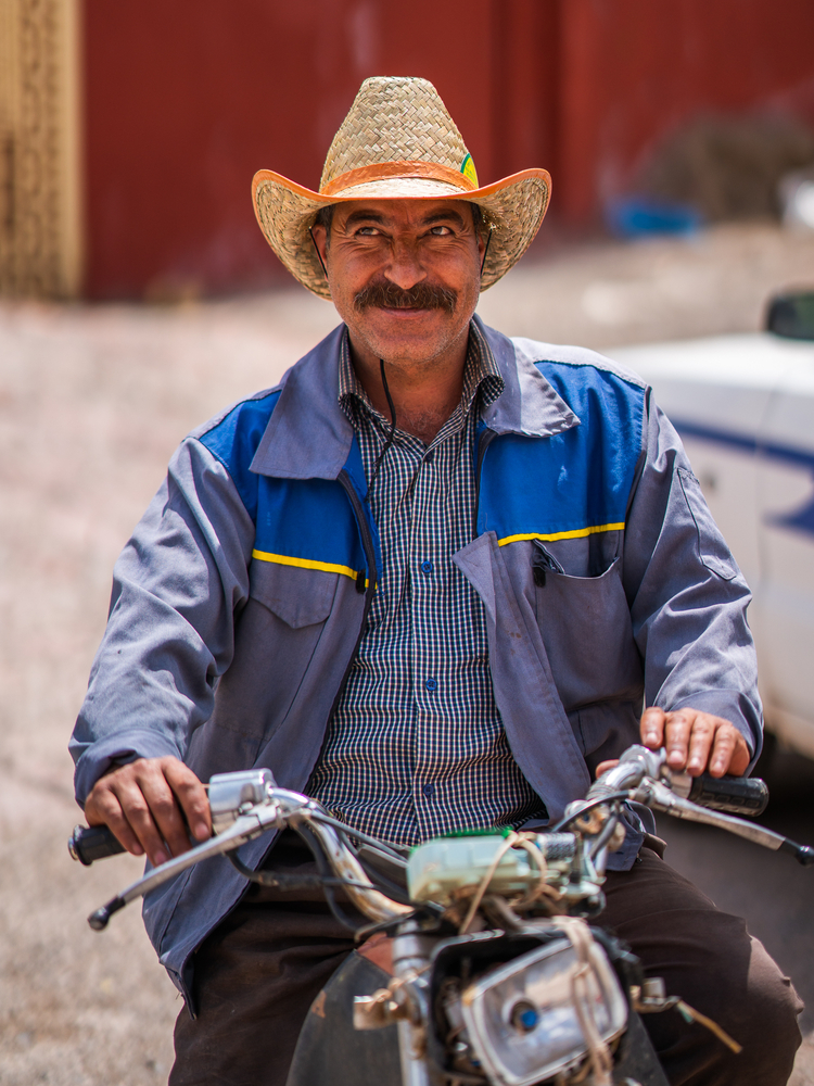 Anthony Lau - Smile of Persia | LensCulture