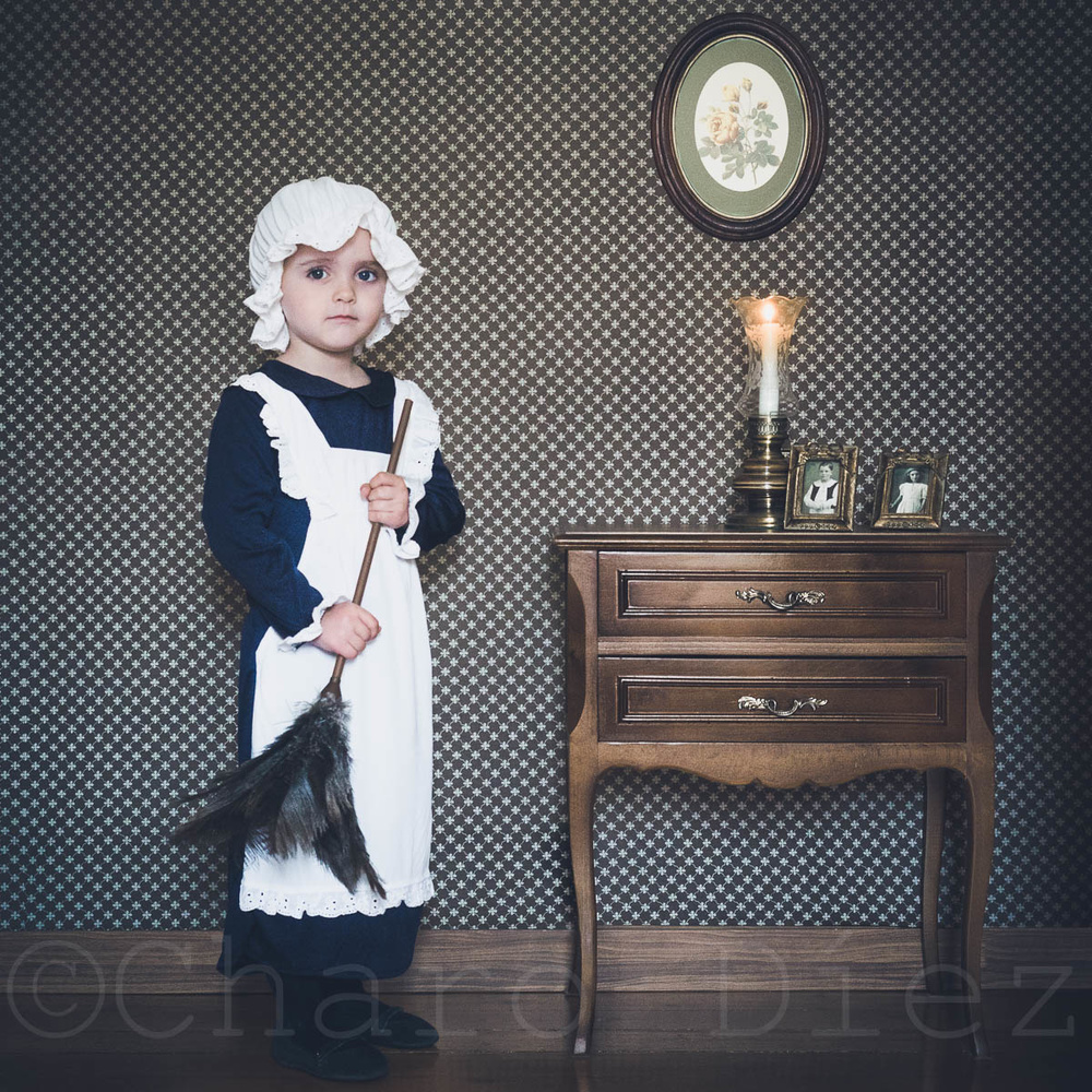 Charo Diez - WallPaper Serie | LensCulture