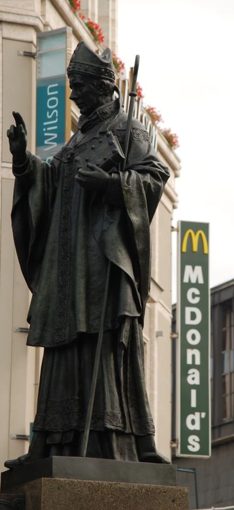 Kenneth Mathewson - Street Photography-K.L. Mathewson | LensCulture