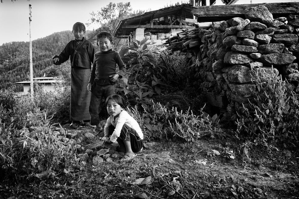 Larry Crook - Some People I Met in Asia | LensCulture