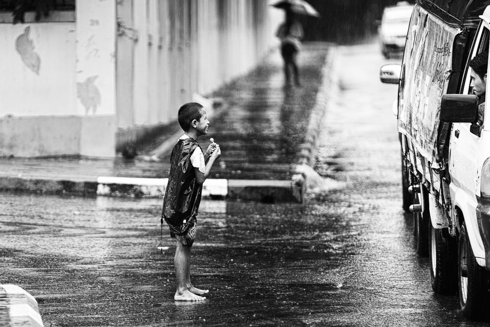 Gabriele Caracciolo - My Myanmar | LensCulture