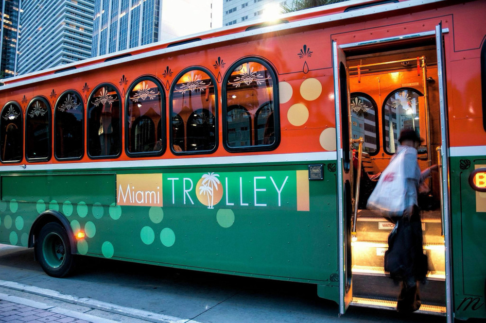 Maura Trice - Street View | LensCulture