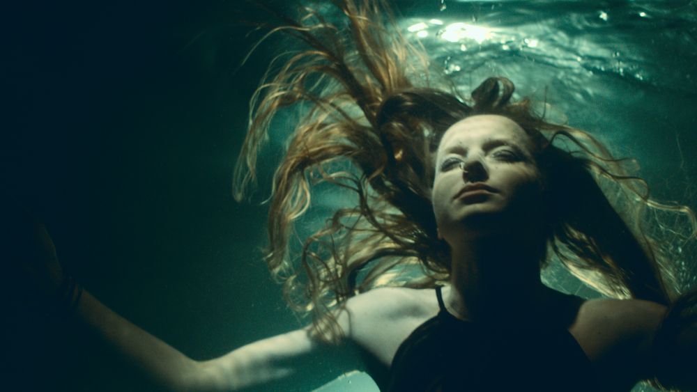 Elena Kovalenko - Groans of depth | LensCulture