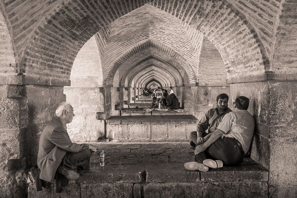 Sina Arbabzadeh - On the banks of Zayandeh-Rood | LensCulture