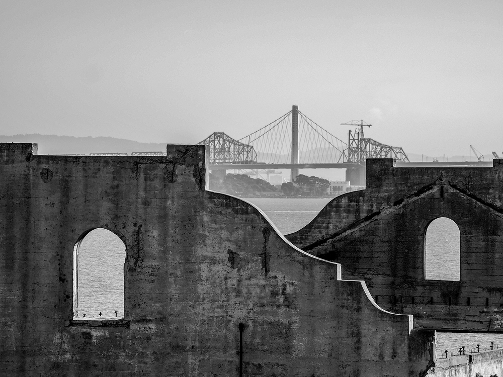 Jeffrey Roe - Images from the End of the Rainbow | LensCulture