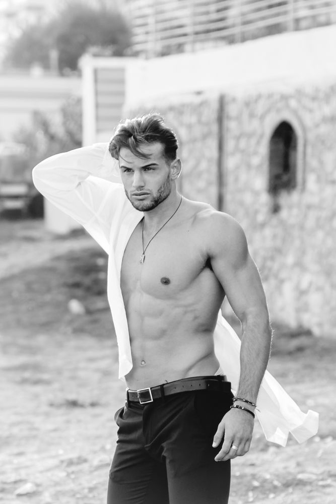 Angelo Mario Angioi - portraits | LensCulture