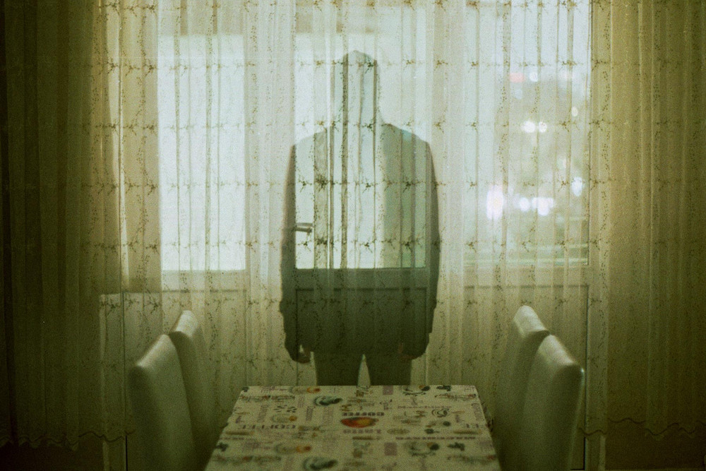 Emre Çakmak - Inside& | LensCulture