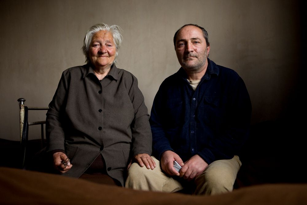 john rae - Portraits from the Front Lines of the Global Fight Against ...