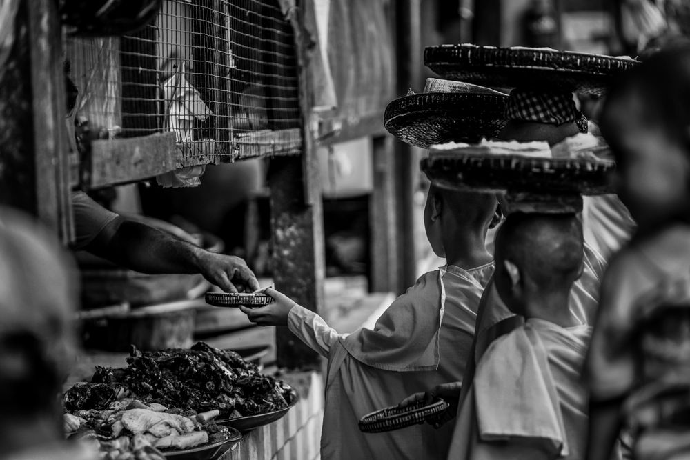Gabriele Caracciolo - My Myanmar | LensCulture