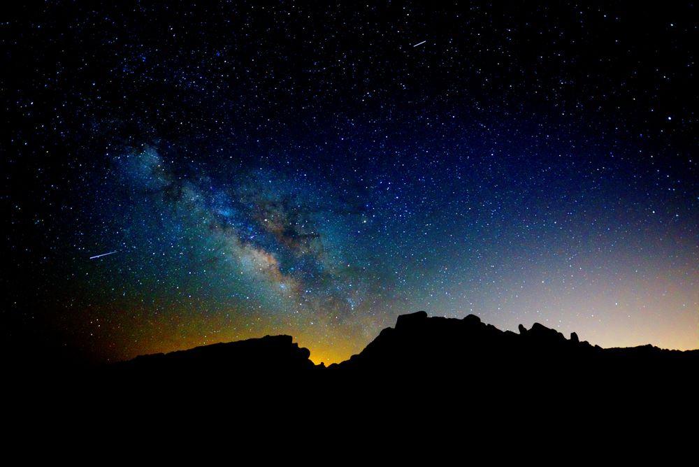 Nader Naderi - Night shots | LensCulture