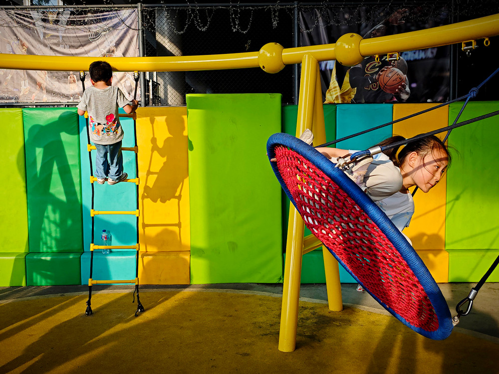 ming he - A leisure destination in the city | LensCulture