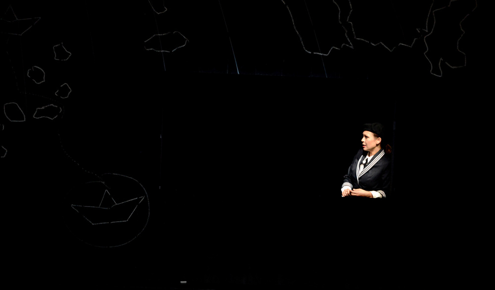 Martin Deeley - At the Theatre | LensCulture