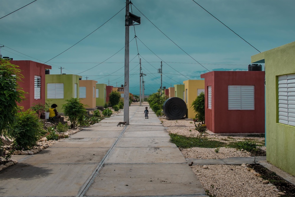 Petter Sandell - Haiti 2015: Ghost Town (in Broad Daylight) | LensCulture