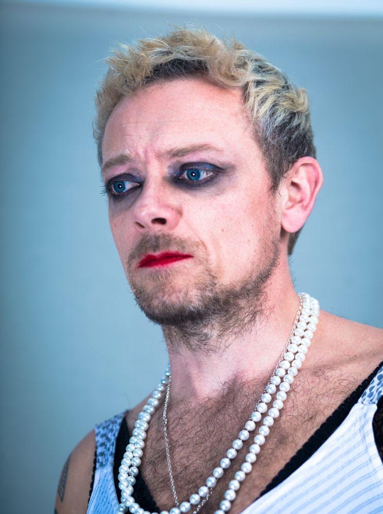 Elle Halley - Stuarts Story | LensCulture