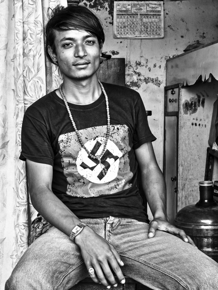 Martin Kesting - The Wheel, 2016-2020 | LensCulture