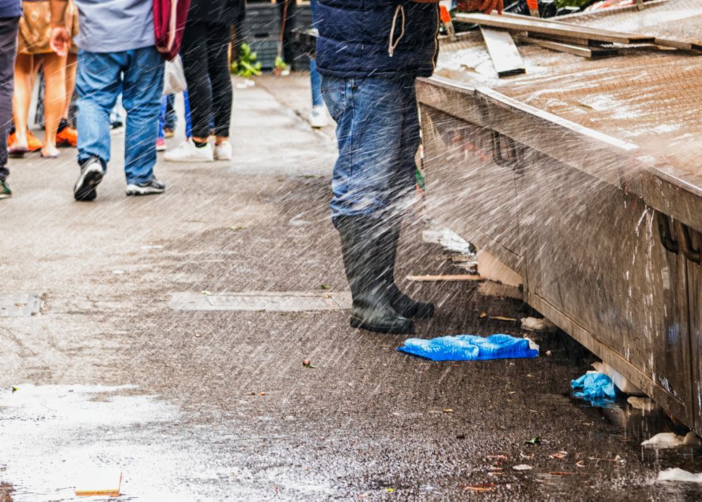 Helga Martinez Pallares - Old street markets | LensCulture