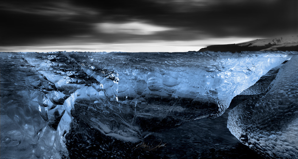 Frozen in the dark - LensCulture