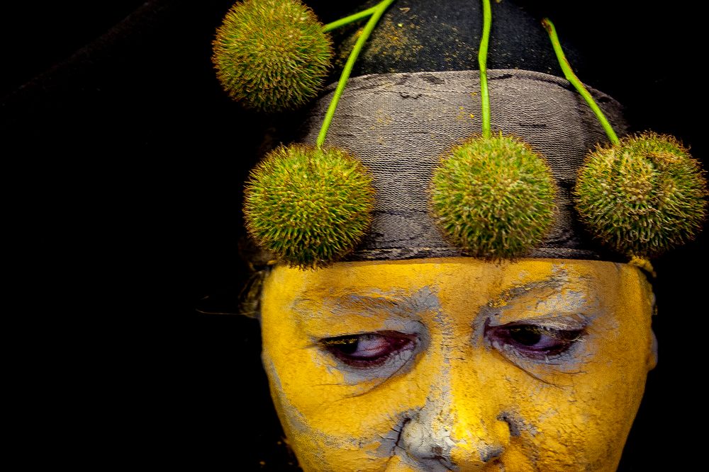 ARMANDO TINNIRELLO - The Yellow Shaman | LensCulture