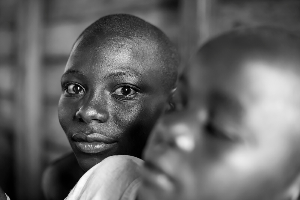 Oliver Lynton - Chokora Ni Watu Pia | LensCulture