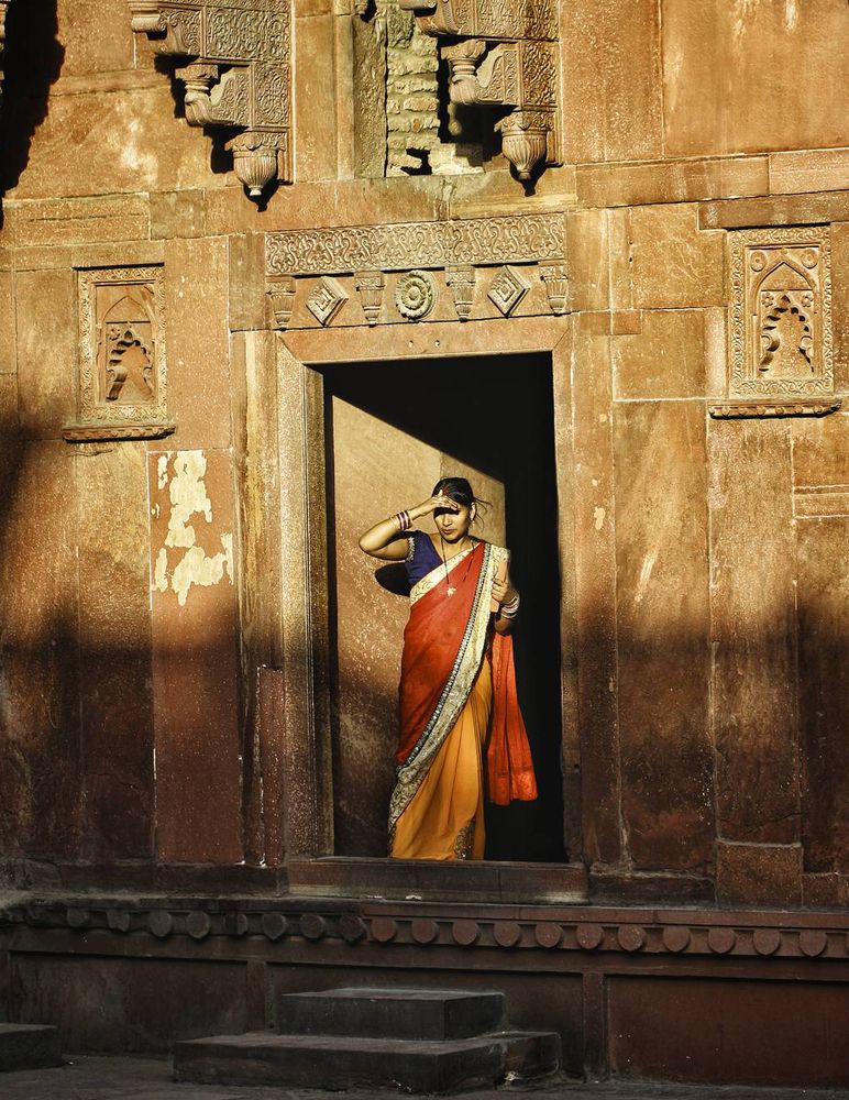 Luis Eduardo Valencia - India | LensCulture