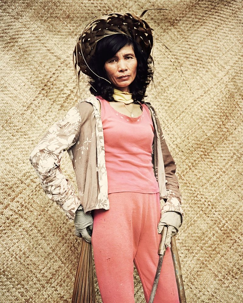 Bela Doka - Studio Panindigan | LensCulture