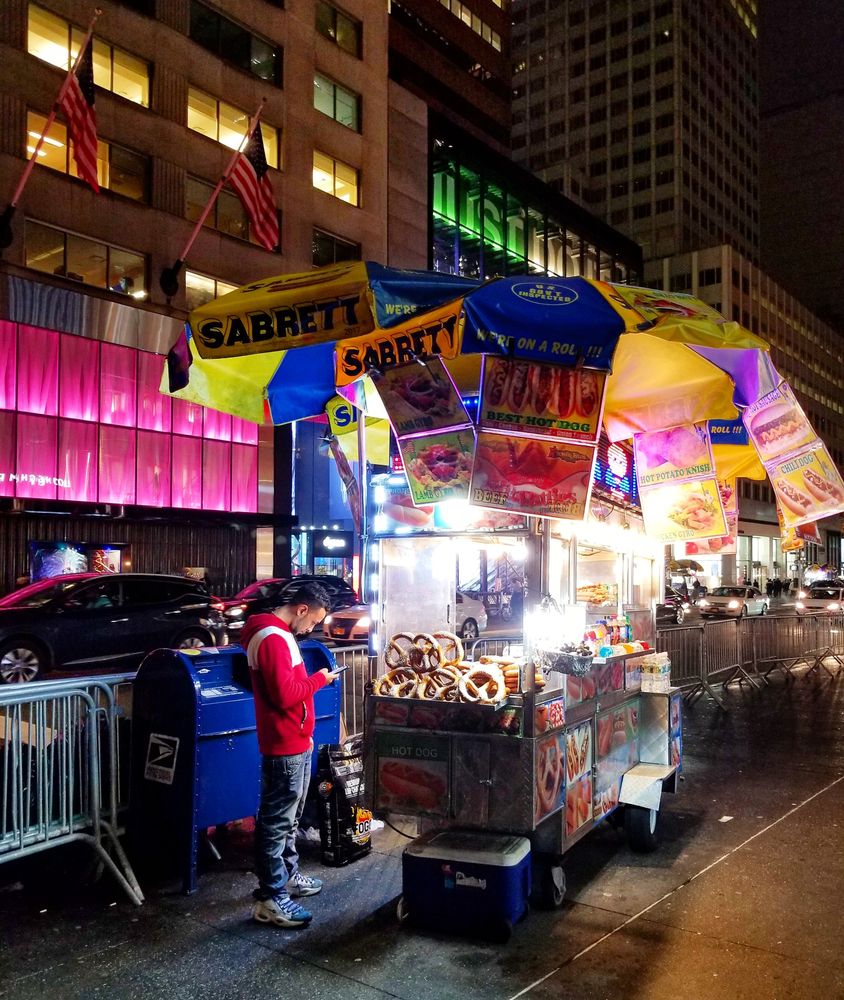 Richard Hatter - "On the Street" | LensCulture