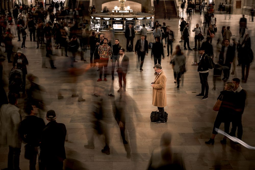 Kenneth Hines Jr - Isolation in a Busy Urban Landscape | LensCulture