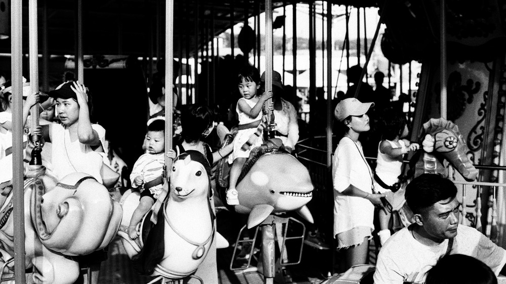 Joseph Lai - 120 Seconds on the Merry Go Round | LensCulture
