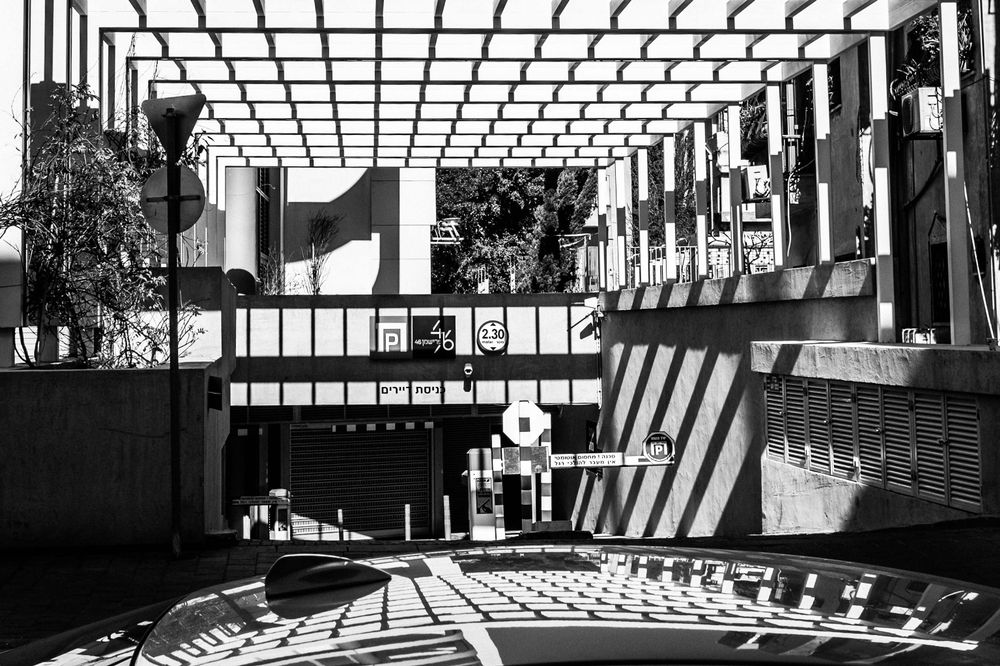 David Goldstein - A study on geometry | LensCulture