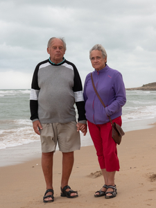 Junko Akita - off-season beach | LensCulture