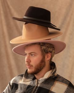 Clayton Mueller | LensCulture