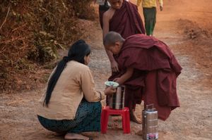 Kaelyn Lynch - On the Alms Round | LensCulture