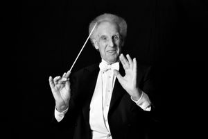 Paul Marotta - Conductor Benjamin Zander Portrait Session | LensCulture