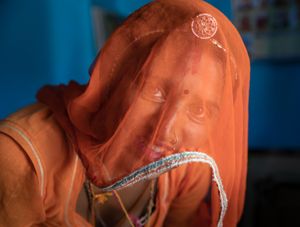 Lou Gilbert | LensCulture