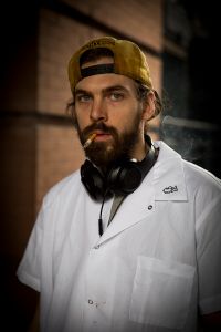 Oliver Tucker - Smoking Chefs | LensCulture