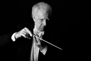 Paul Marotta - Conductor Benjamin Zander Portrait Session | LensCulture