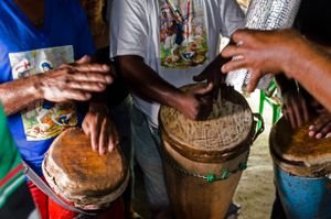 Amarilis Cueto Cabrera - La Fiesta de Palos o Atabales | LensCulture
