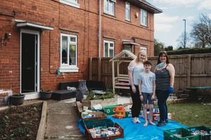 Lucy Burrows | LensCulture