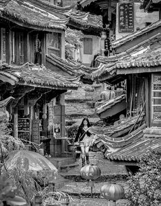 Jeffrey Roe - Street Images From Around the World | LensCulture