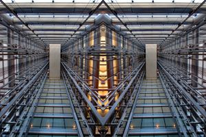 Daniel Teafoe - CHICAGO ARCHITECTURE REiMAGINED | LensCulture