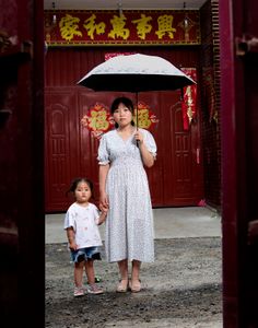 Yongxian Li - The women left-behind in China | LensCulture