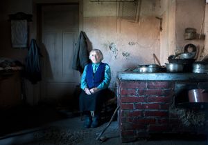 David Creedon - Ghosts of the Faithful Departed | LensCulture