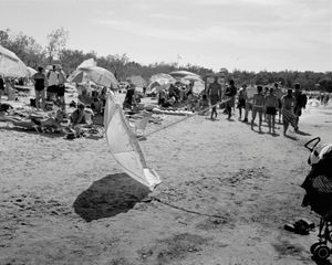 Robert Tinker - A Day at the Beach | LensCulture