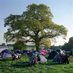 Lucy Carolan - DILLIGAF | LensCulture