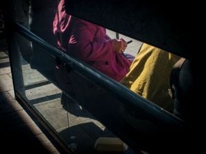 Danilo Caputo - Conjunctions | LensCulture