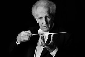 Paul Marotta - Conductor Benjamin Zander Portrait Session | LensCulture