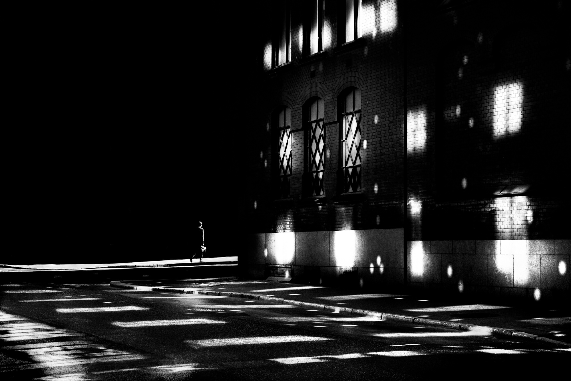 Gate: Interstellar City Streets - Photographs by Erlend Mikael Sæverud ...