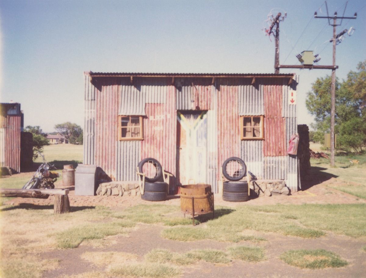 Shanty Town Deluxe - Photographs and text byRoger Eberhard | LensCulture