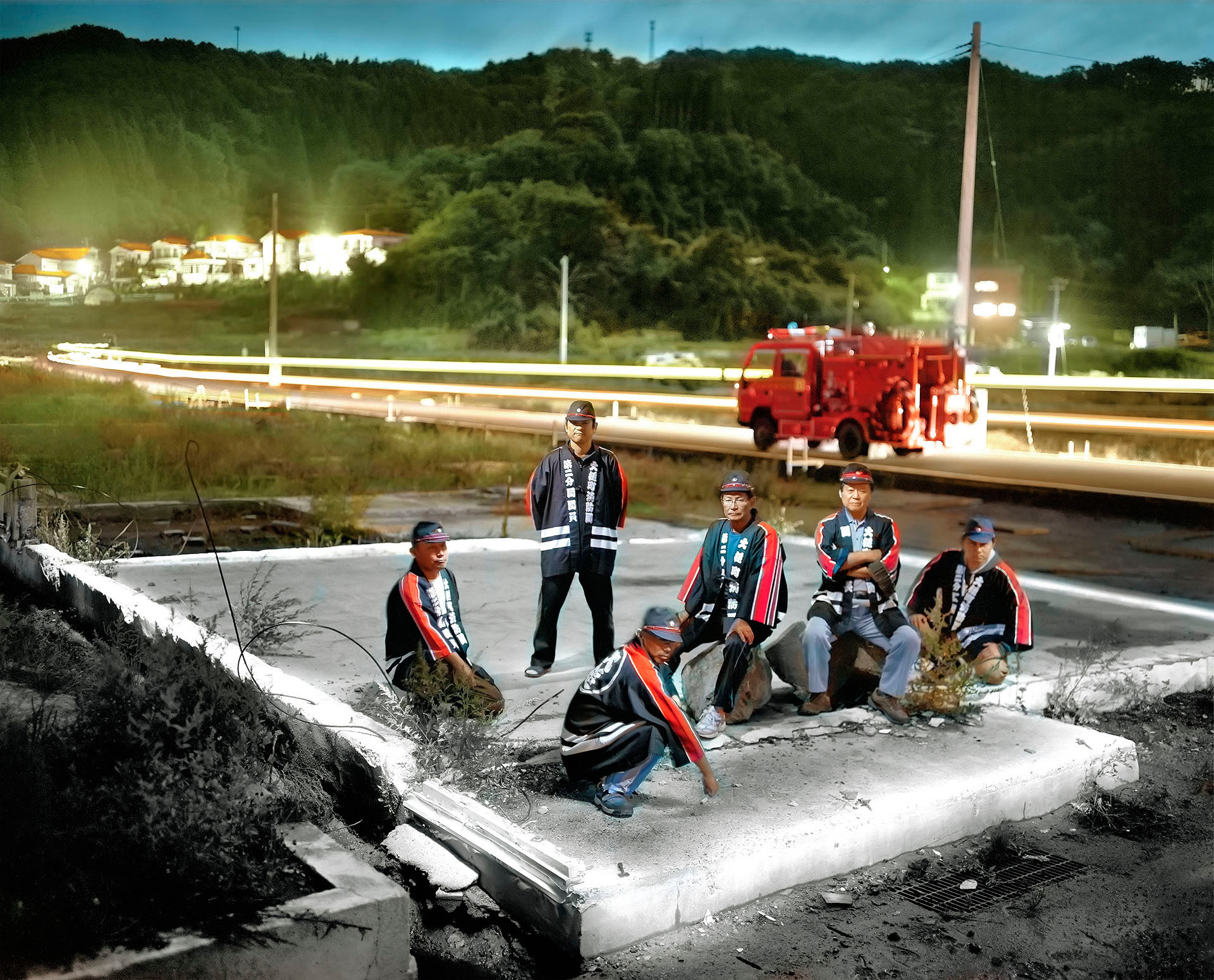 Post-Tsunami Photos of Loss and Mourning - Photographs by Alejandro ...